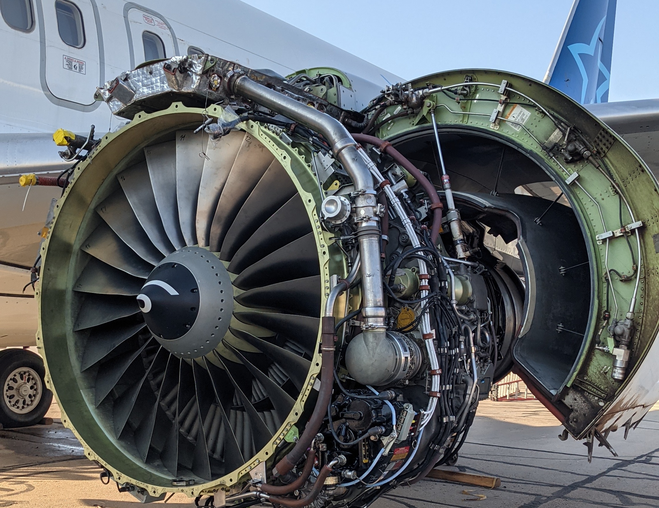 Le premier B737-800NG d’OWG - Les Ailes du Québec